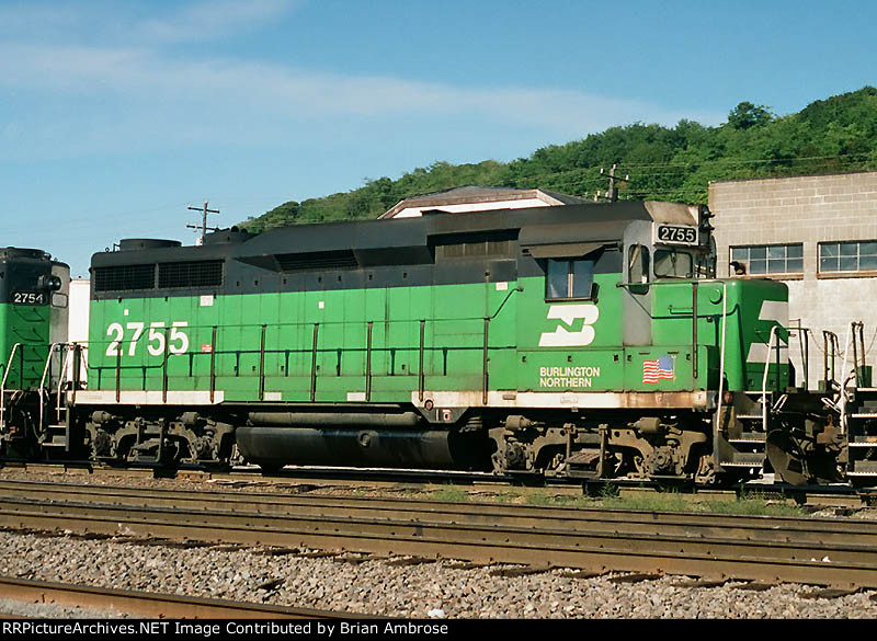 BNSF 2755